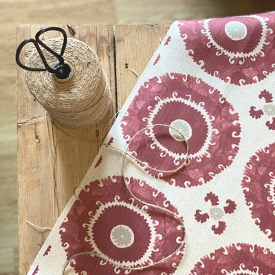 Barn Red+Stone Mira Linen – O L I V E + D A I S Y